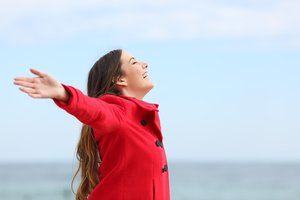 Contento | Spanish to English Translation - SpanishDictionary.com