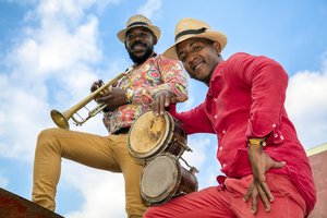 Murga | Spanish to English Translation - SpanishDictionary.com