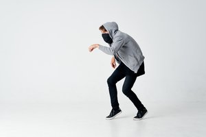 Slink in Spanish | English to Spanish Translation - SpanishDictionary.com