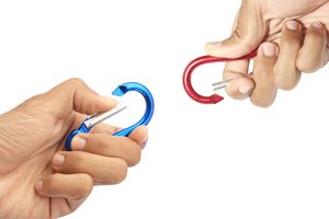 Vinculado | Spanish to English Translation - SpanishDictionary.com