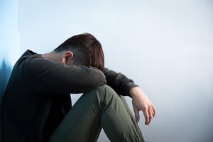 Deprimentes | Spanish to English Translation - SpanishDictionary.com