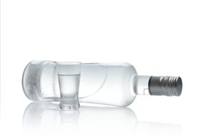 Vodka | Spanish to English Translation - SpanishDictionary.com