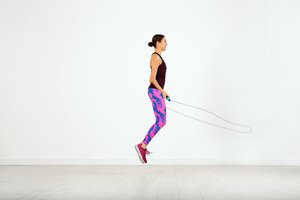 To skip in Spanish | English to Spanish Translation - SpanishDict