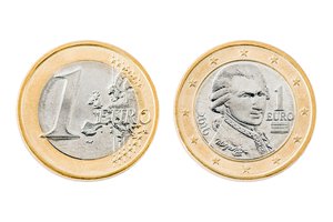 Euro | Spanish to English Translation - SpanishDictionary.com