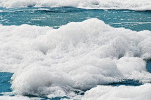 Espuma | Spanish to English Translation - SpanishDictionary.com