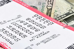 Lottery in Spanish | English to Spanish Translation - SpanishDictionary.com