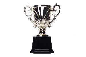 Trofeo | Spanish to English Translation - SpanishDictionary.com