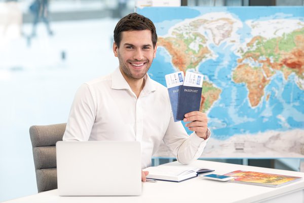 Agencia de viajes | Spanish to English Translation - SpanishDictionary.com