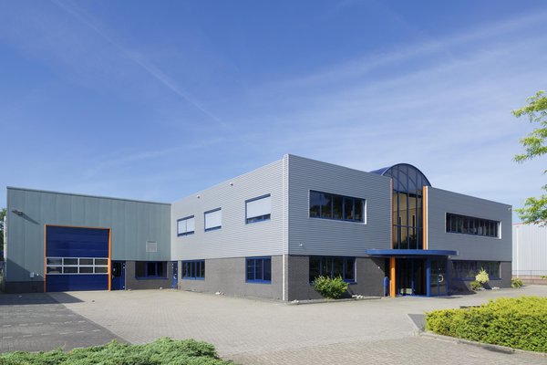 Compañía | Spanish to English Translation - SpanishDictionary.com