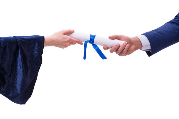 He/she will have graduated | Traductor de inglés a español - inglés.com