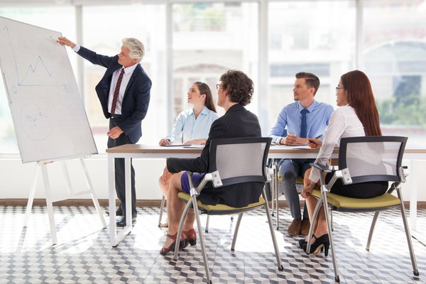 Junta | Spanish to English Translation - SpanishDictionary.com