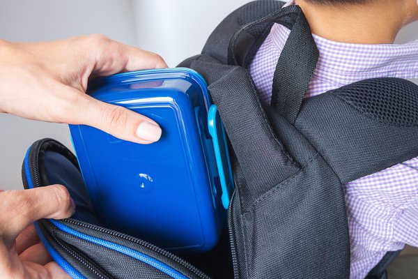 Meter | Spanish to English Translation - SpanishDictionary.com