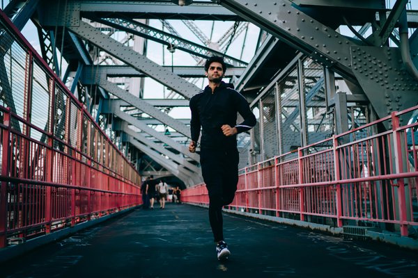 Run across in Spanish | English to Spanish Translation ...