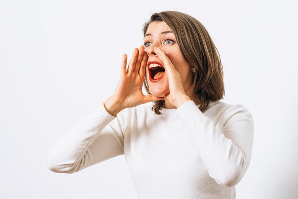 Llamar | Spanish to English Translation - SpanishDictionary.com