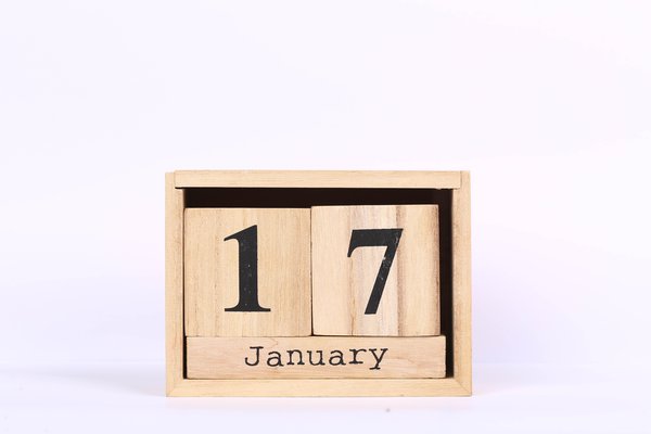 17 in Spanish | English to Spanish Translation - SpanishDictionary.com