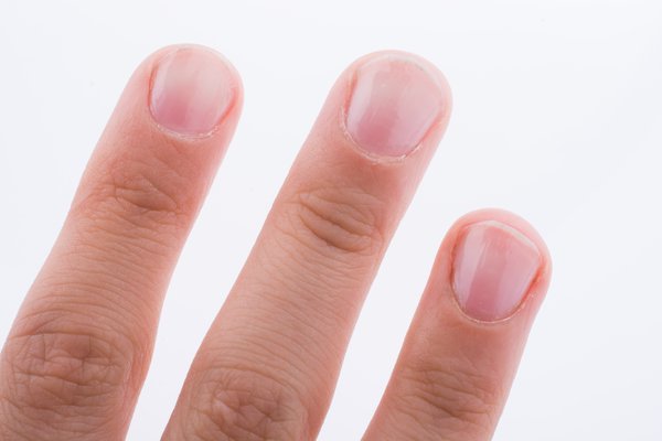 Nail in Spanish | English to Spanish Translation - SpanishDictionary.com
