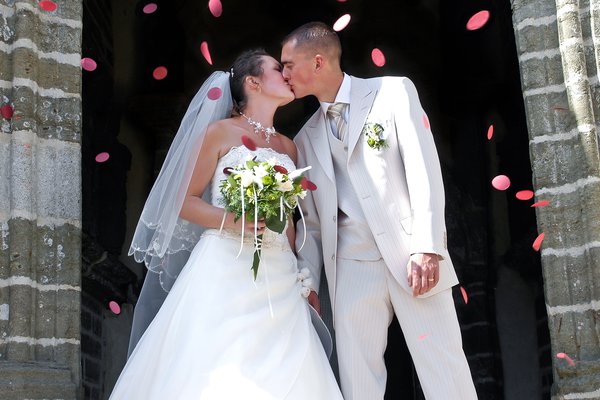 Casarse | Spanish to English Translation - SpanishDictionary.com