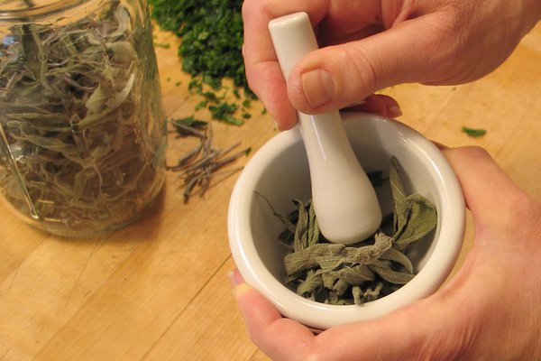 Machacar | Spanish to English Translation - SpanishDictionary.com