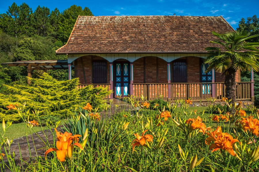 Finca | Spanish to English Translation - SpanishDictionary.com