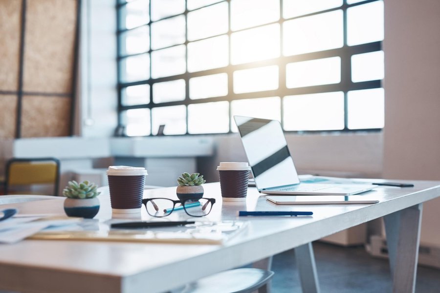 Out | Traductor de inglés a español - inglés.com