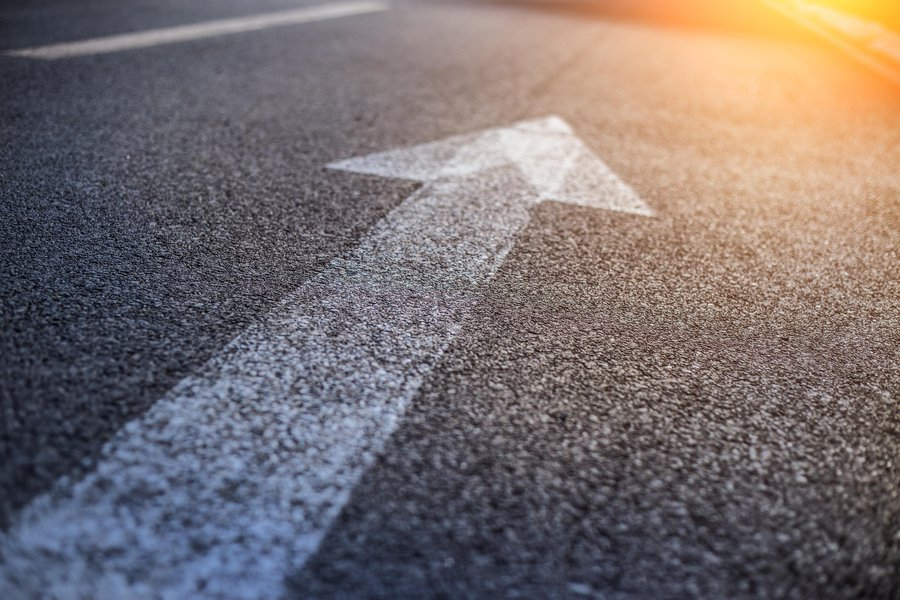 Prosigue | Spanish to English Translation - SpanishDictionary.com