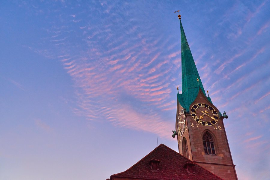 Spire in Spanish | English to Spanish Translation - SpanishDictionary.com