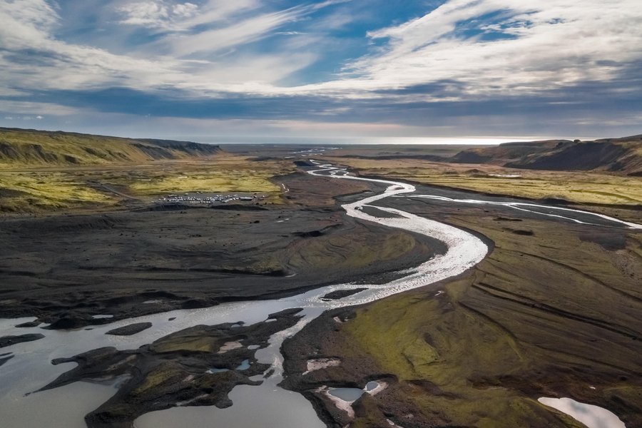 El cauce | Spanish to English Translation - SpanishDictionary.com