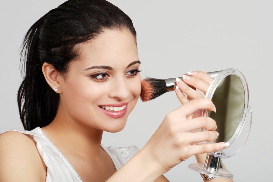 Maquillarse | Spanish to English Translation - SpanishDictionary.com