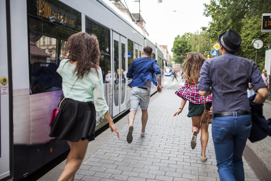 Apresurarse | Spanish to English Translation - SpanishDictionary.com