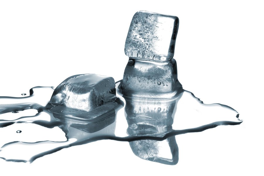 He/she is melting | Traductor de inglés a español - inglés.com